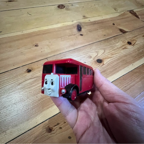 Toys | Thomas The Train Working Condition Vintage 1995 Bertie The Bus ...